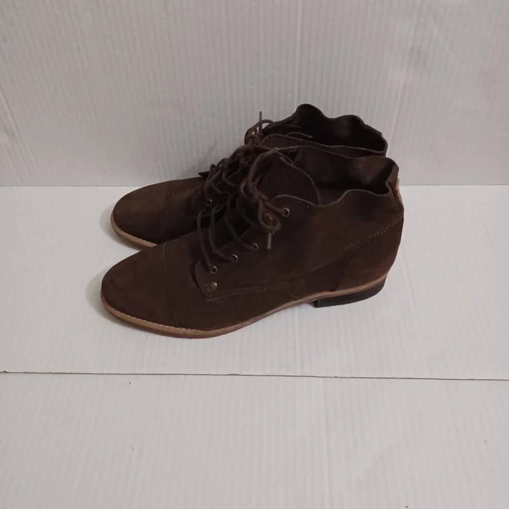 Diba | Shoes | Diba Eli Lace Up Chelsea Boots Brown Suede Leather Upper ...